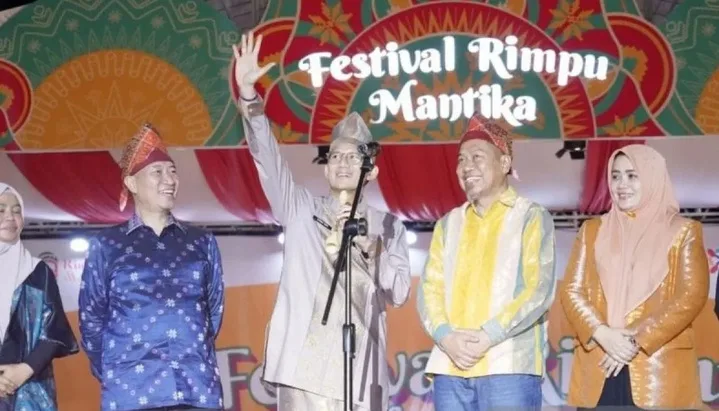 Rimpu Mantika Dinilai sebagai Festival Terbaik di Indonesia - Pojok Bebas